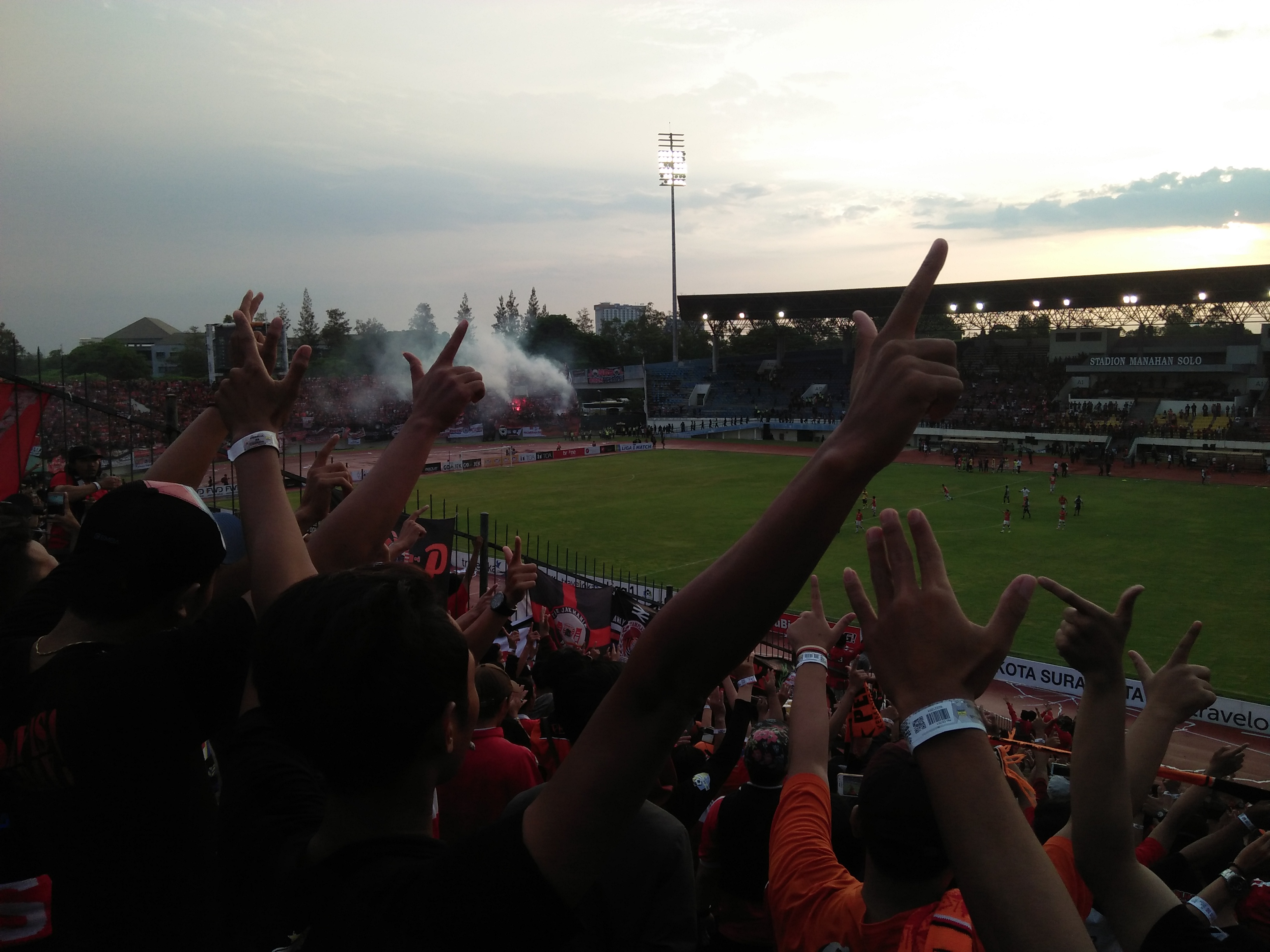 Persija vs Persib | From Boothferry To Germany